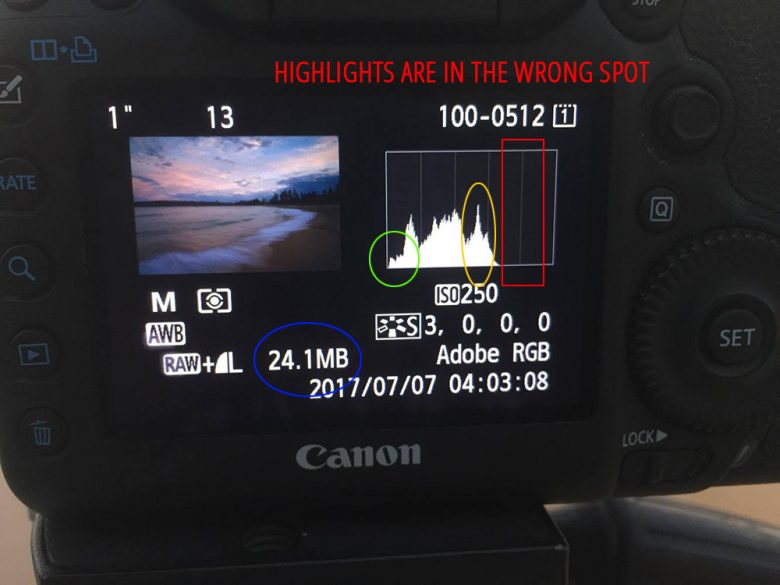 Perfecting Your Histogram - Controlling Twin Peaks - Camera Shooting Tips